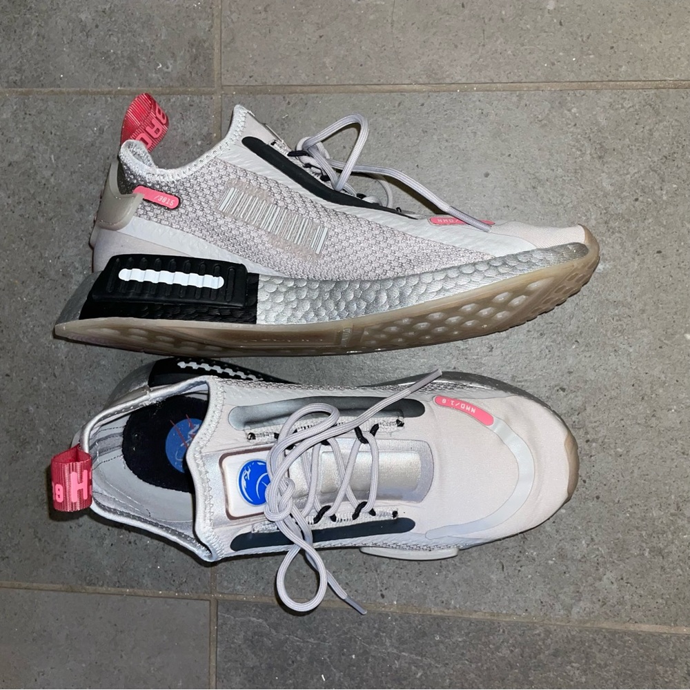 Adidas Nmd_r1 Women’s Artemis Nasa Sample Shoes - Siz… - Gem